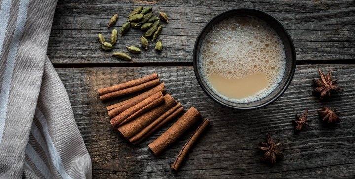 Selbstgemachter Chai-Tee für gemütliche Stunden